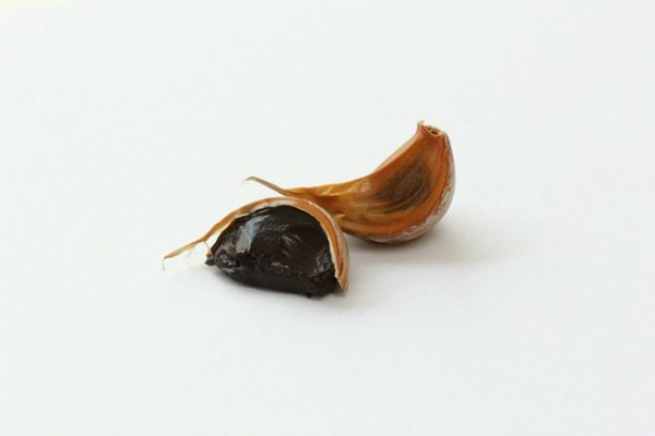Unlocking the Secrets of Black Garlic: Flavor, Health Benefits, and New ...
